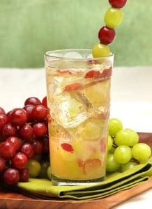 Cocktail Corner: The Fizzy Grape - Modern Day Moms