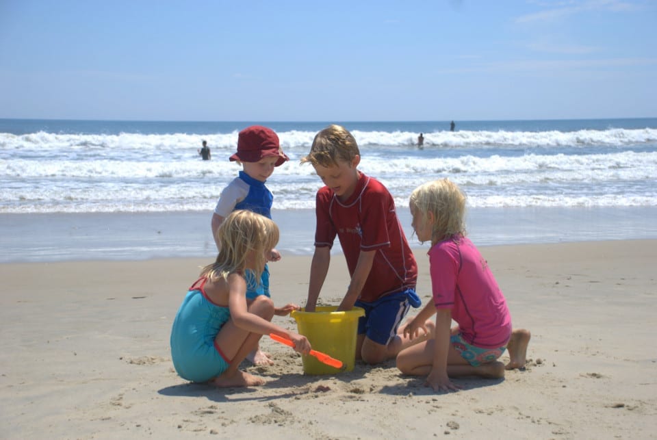 Tips to Keep Kids Healthy and Hydrated This Summer - Modern Day Moms