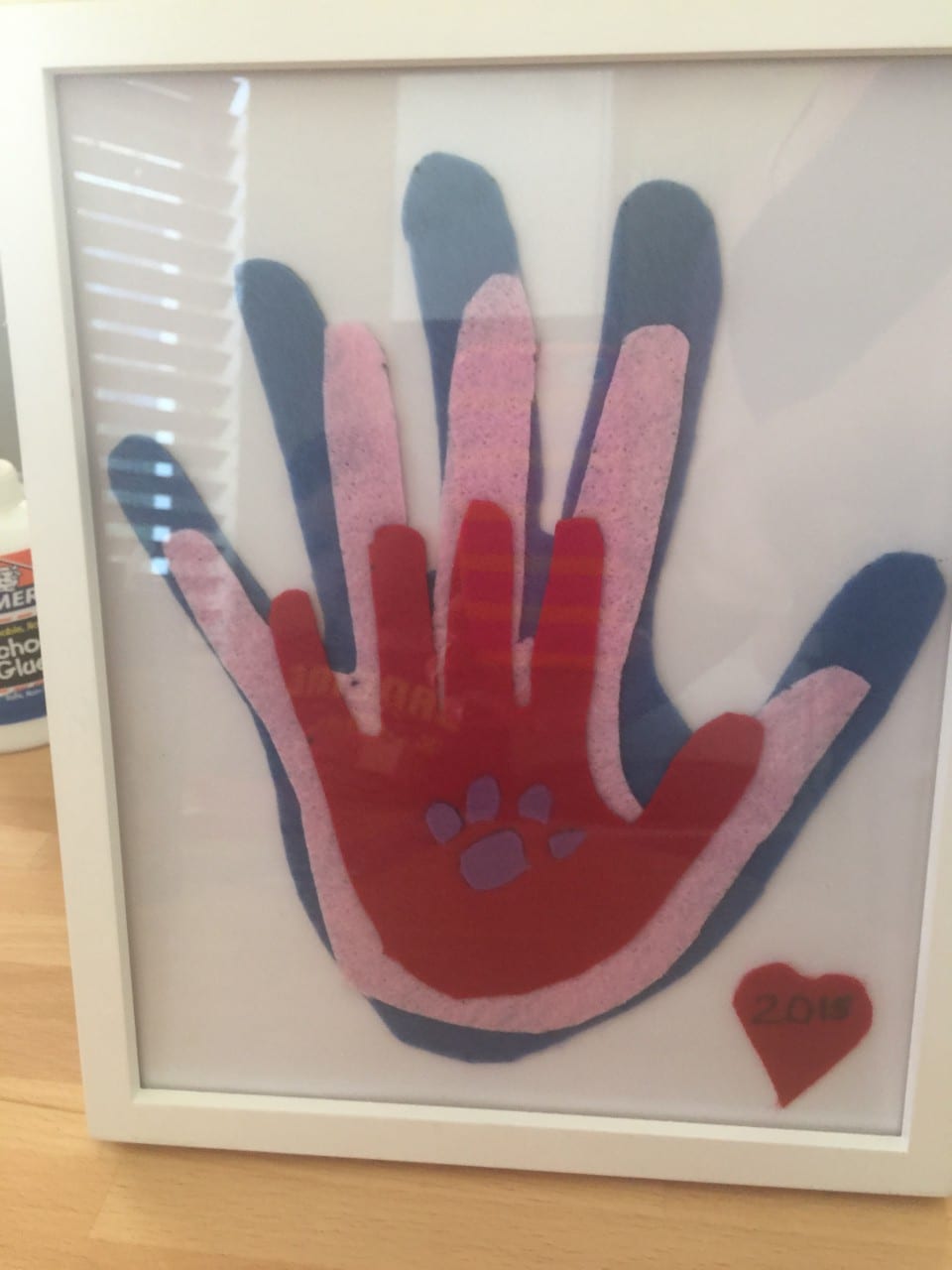 Easy Family Hand Craft - Modern Day Moms