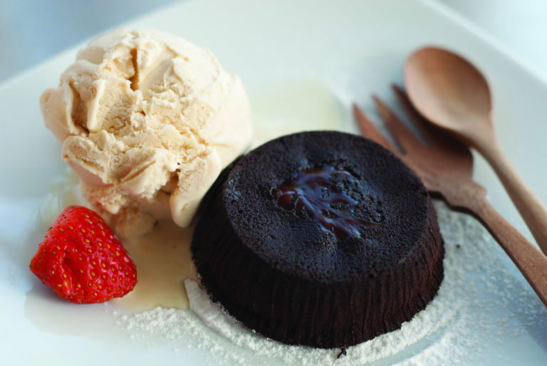 French Roast Coffee Infused Chocolate Pudding Cakes - Modern Day Moms