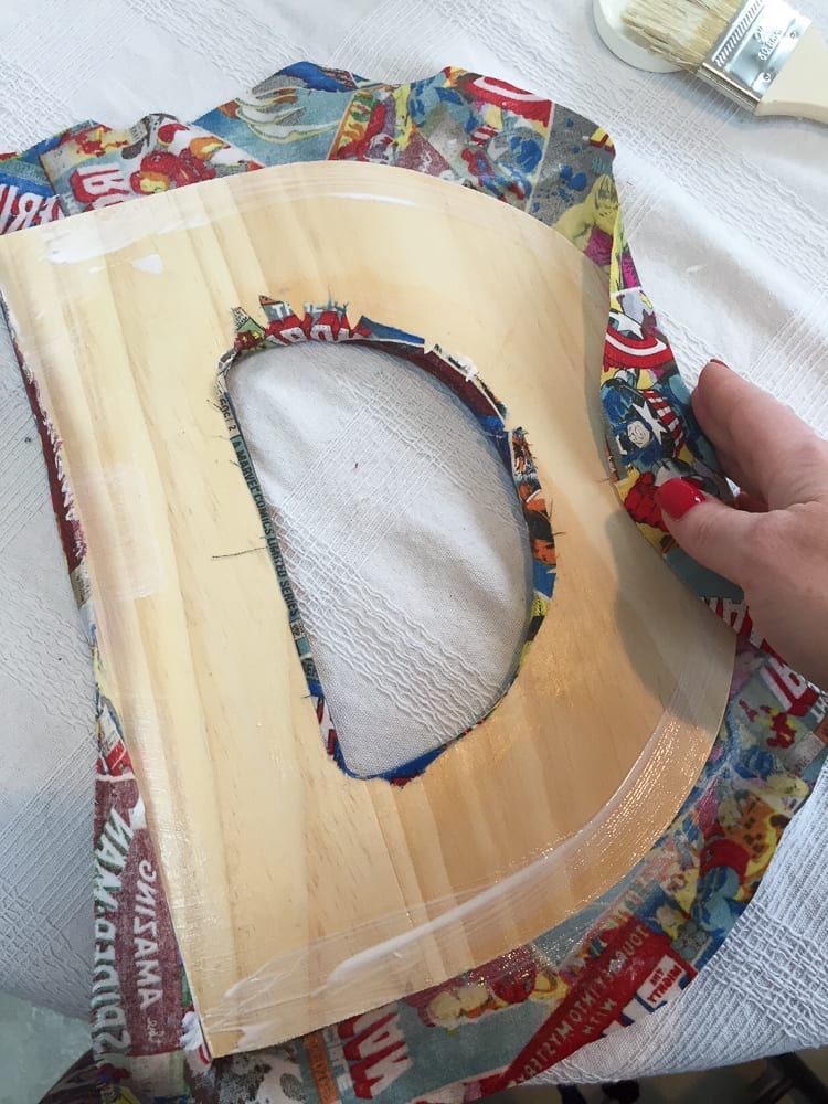 DIY Fabric Covered Light Plate And Letter - Modern Day Moms