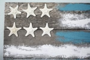 DIY: Beachy Wooden Flag - Modern Day Moms